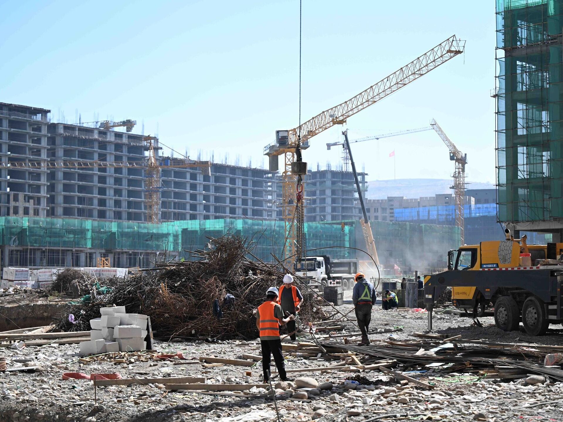 Министрлик эки курулуш компаниянын лицензиясын үч айга токтотту - 24.01 ...